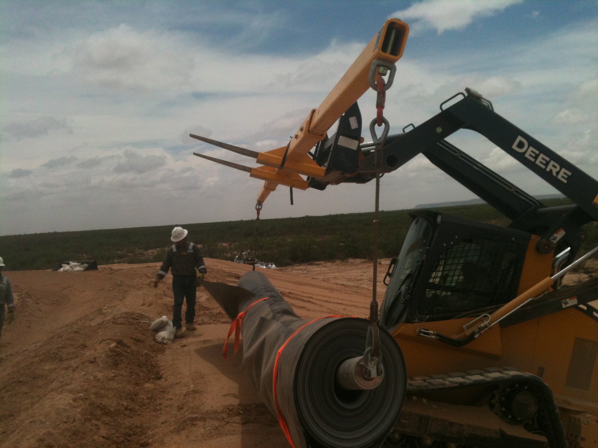 Spreader-Bar - Demtech Services, Inc.